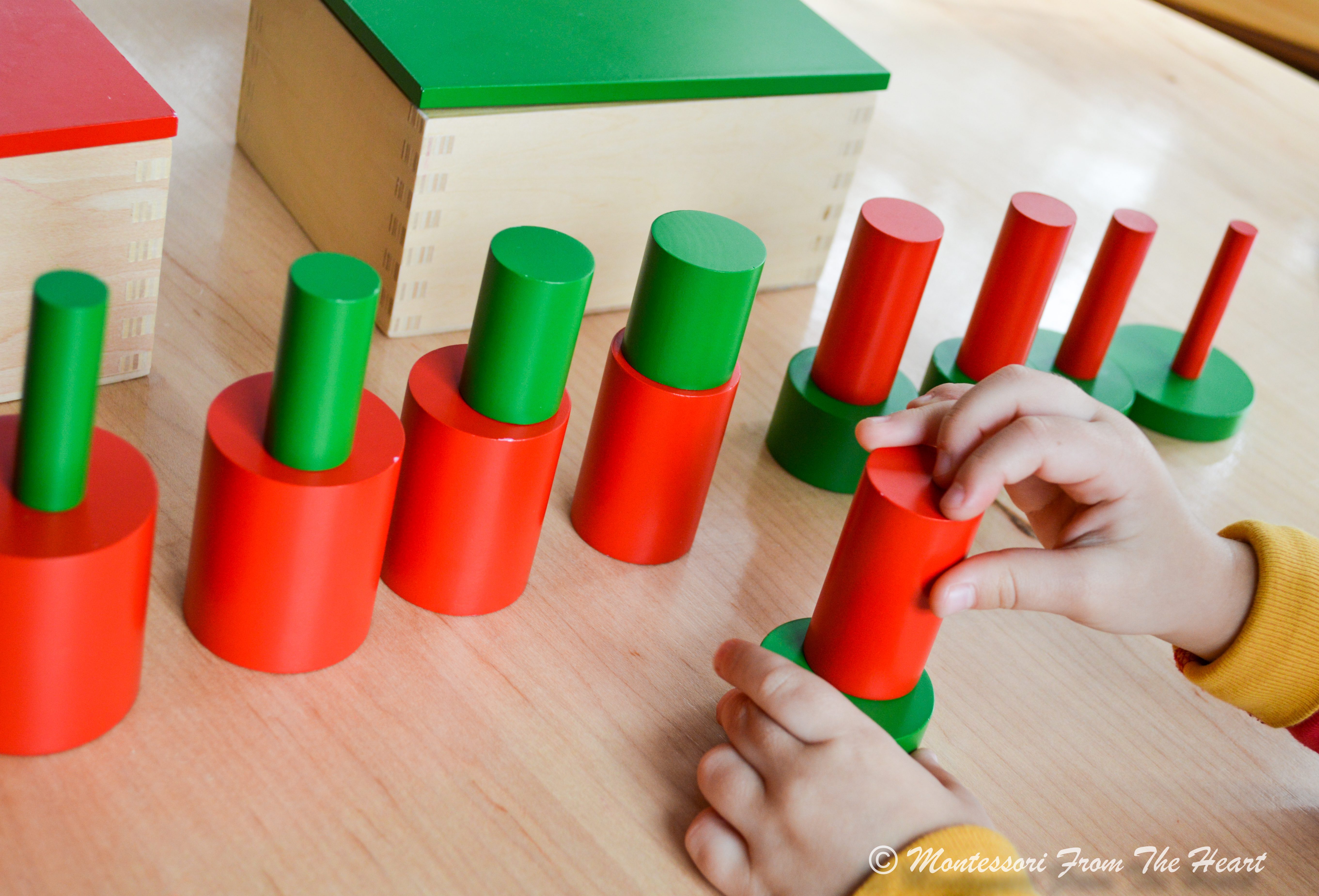 Christmas Montessori Knobless Cylinders